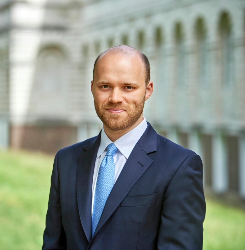 Guy Olliff-Cooper - 4 Stone Buildings